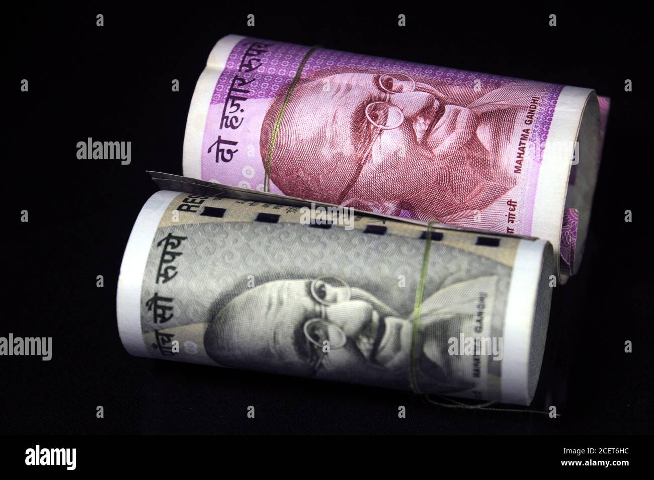 New Indian currency. 500, and 2000 rupee notes. Indian currency ...