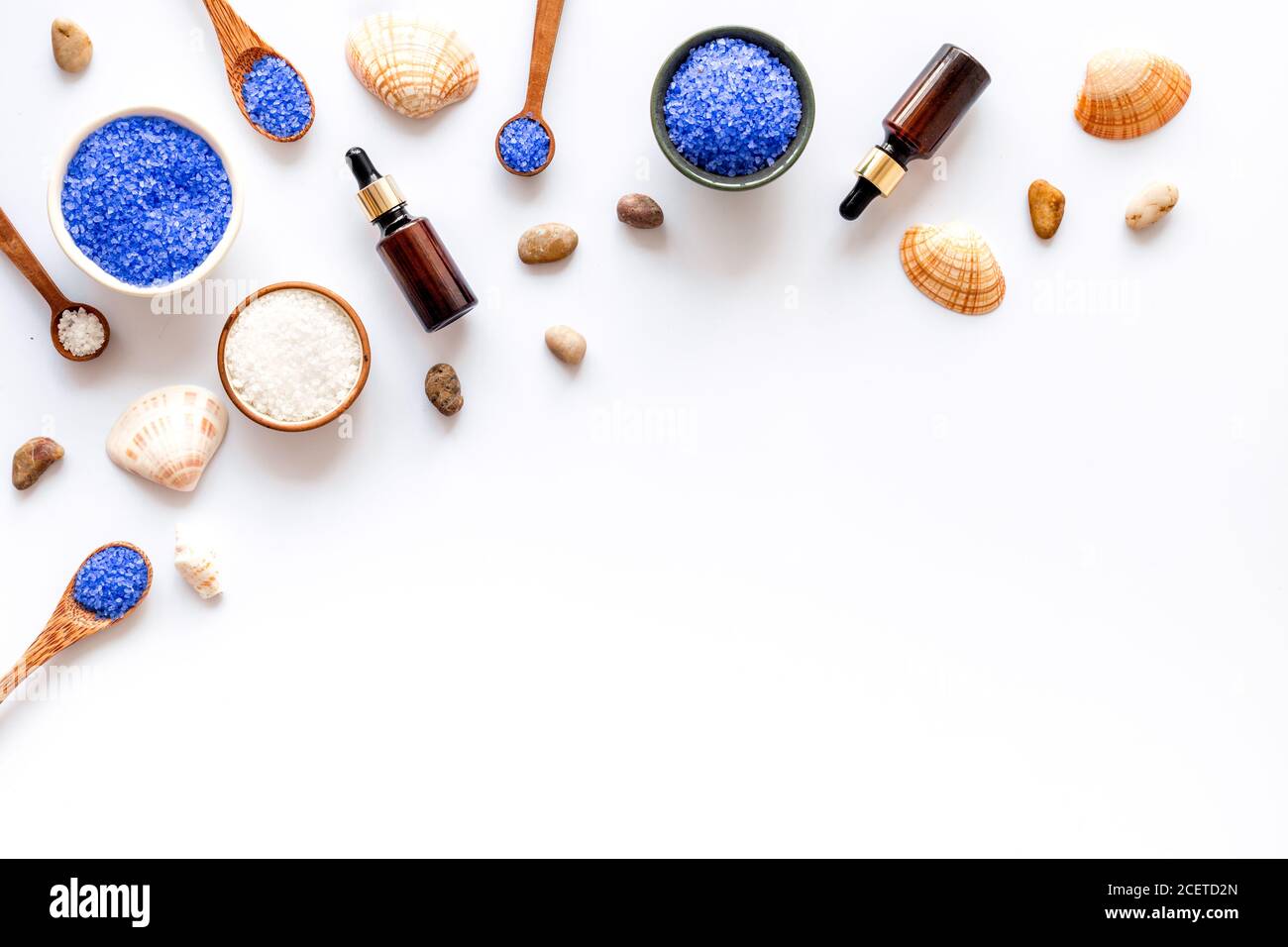 Bath spa set with sea salt and seashells. Top view Stock Photo - Alamy