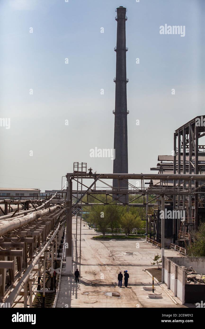 Plant street building chimney factory hi-res stock photography and ...