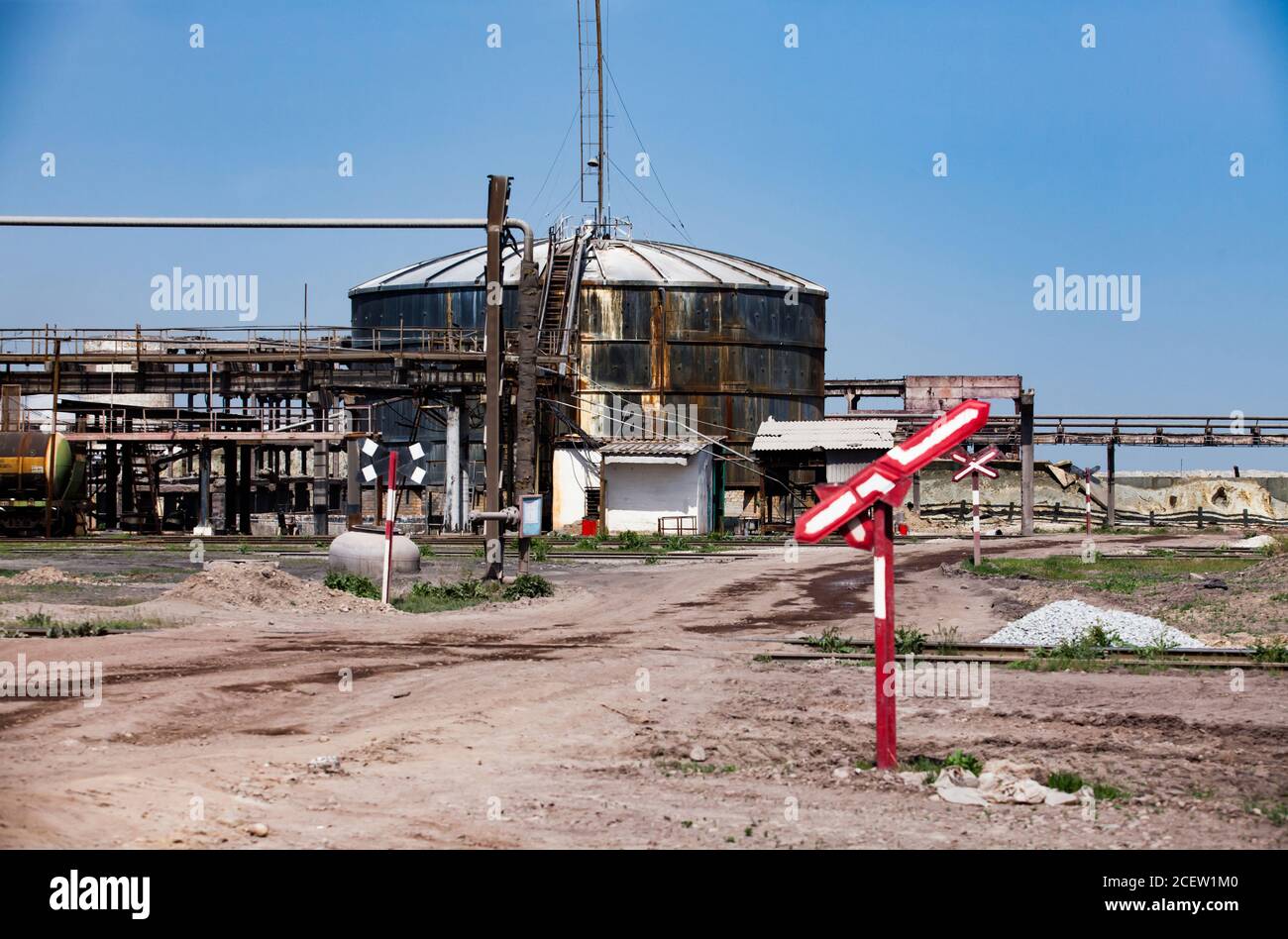 Soviet factory hi-res stock photography and images - Alamy