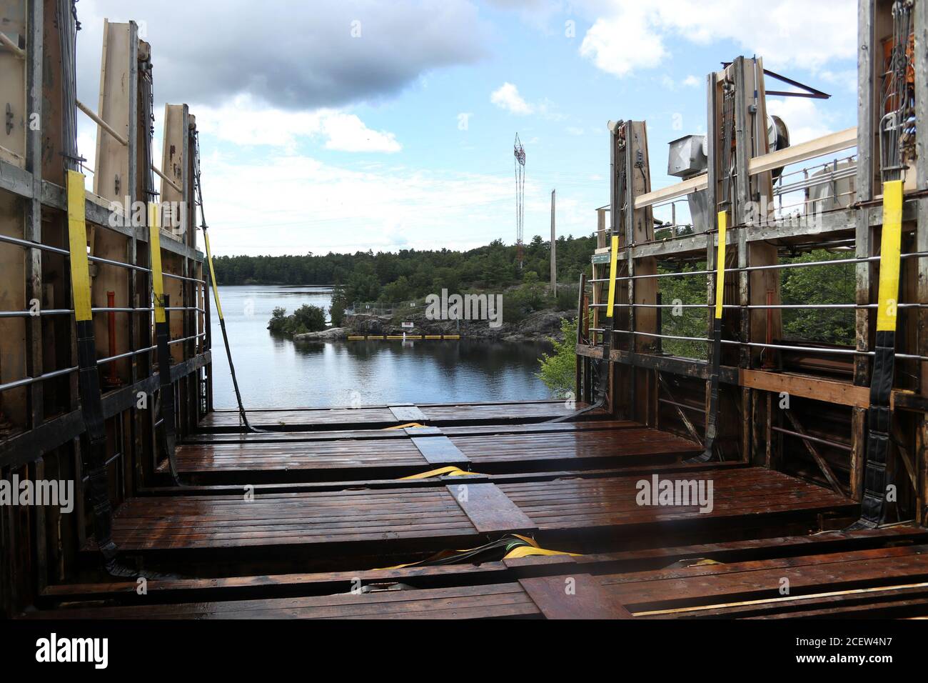 Big chute marine railway hi-res stock photography and images - Alamy