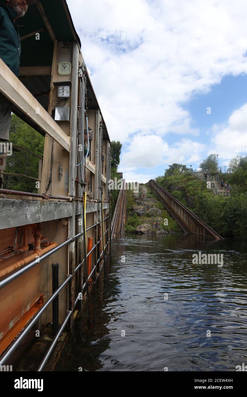Big chute marine railroad hi-res stock photography and images - Alamy