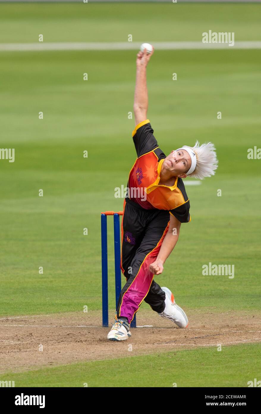 Izzy wong hi-res stock photography and images - Alamy