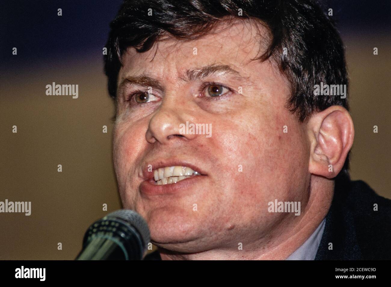 Teacher Richard Reisser sopeaks at the annual conference of the ...
