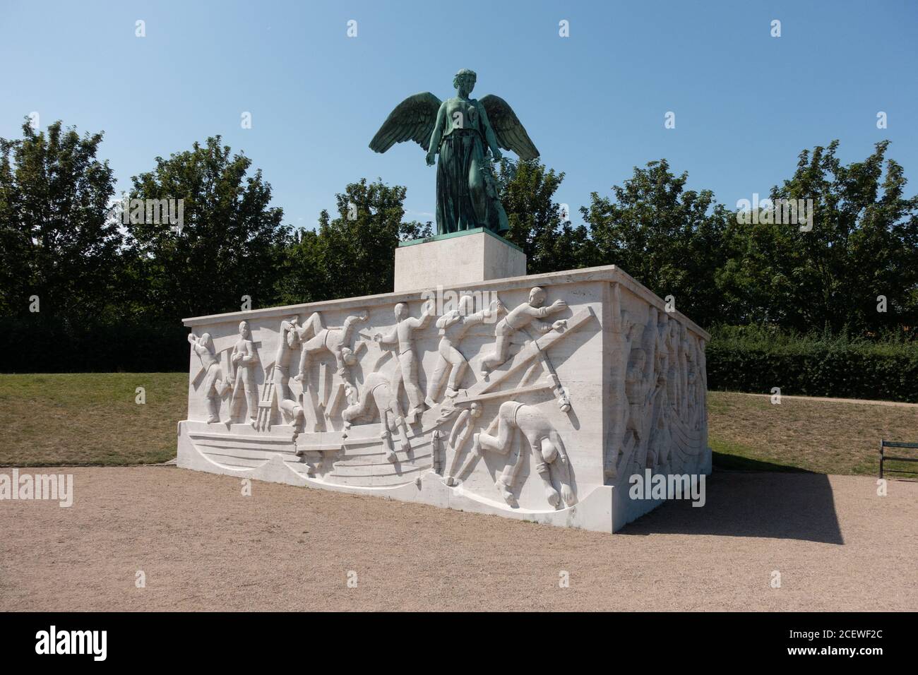 Angel statue copenhagen hi-res stock photography and images - Alamy