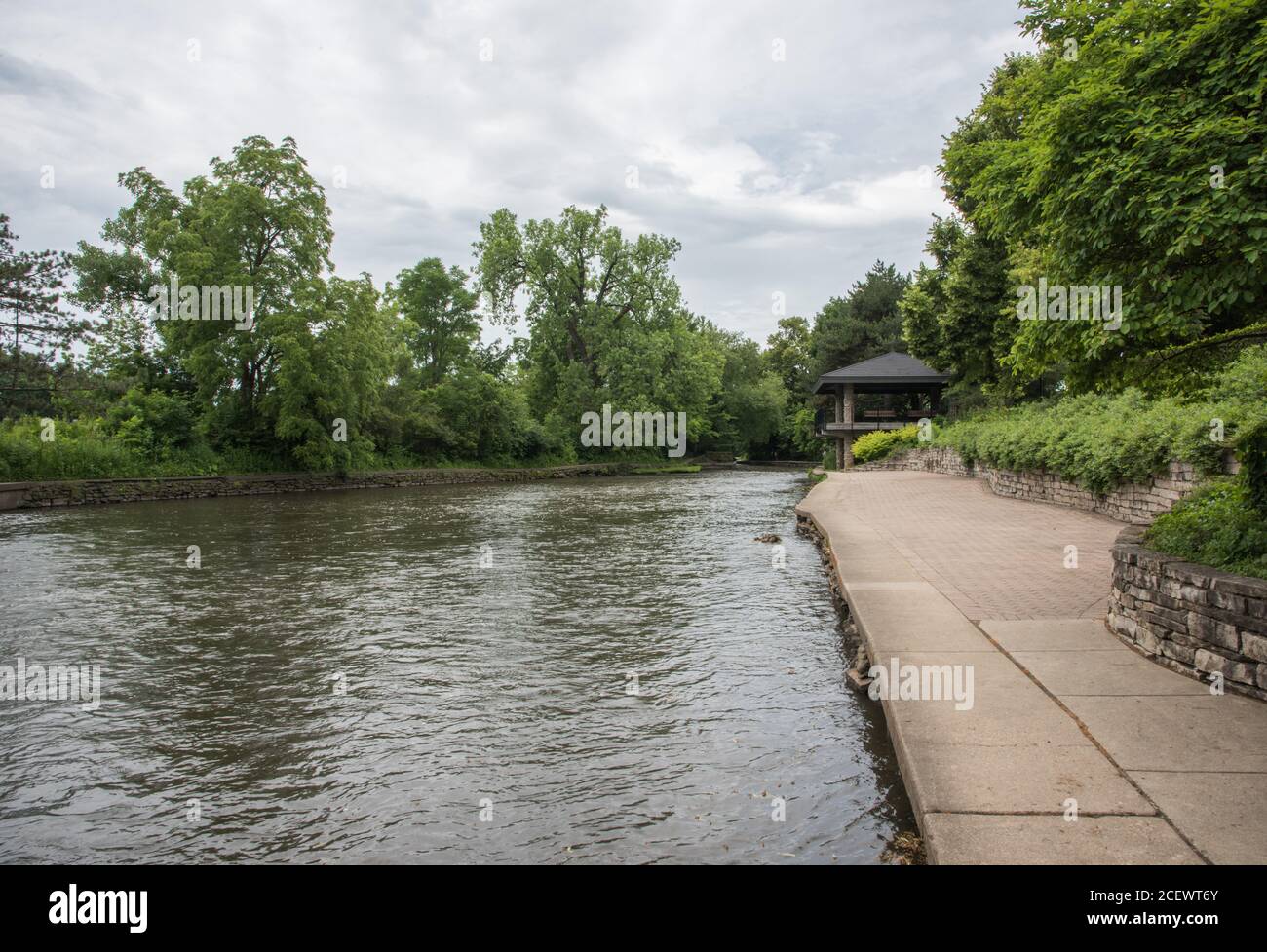 Naperville riverwalk hi-res stock photography and images - Alamy