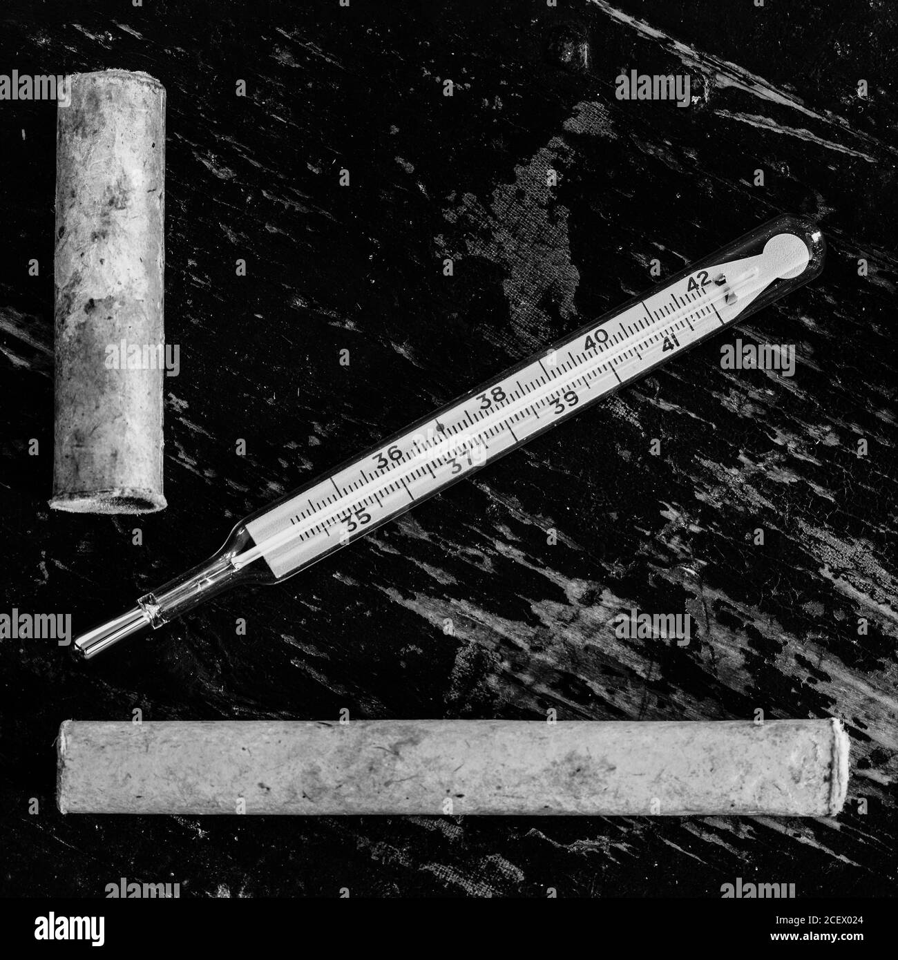 Old thermometer with silver mercury hi-res stock photography and images ...