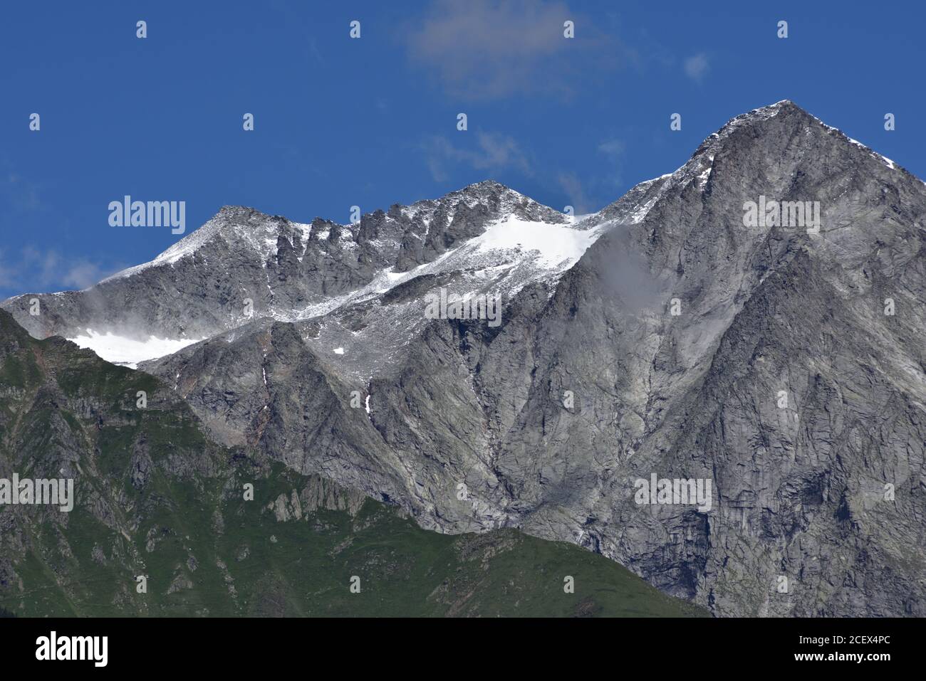 Croda nera hi-res stock photography and images - Alamy