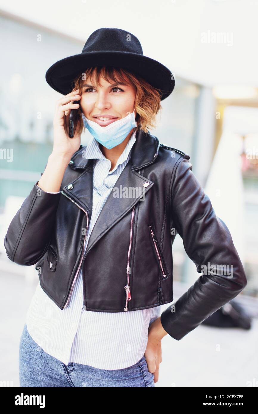 Smiley mask hi-res stock photography and images - Alamy