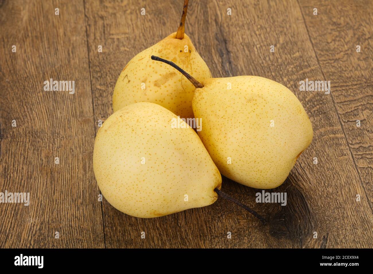Juicy ripe yellow Chinese pear Stock Photo - Alamy
