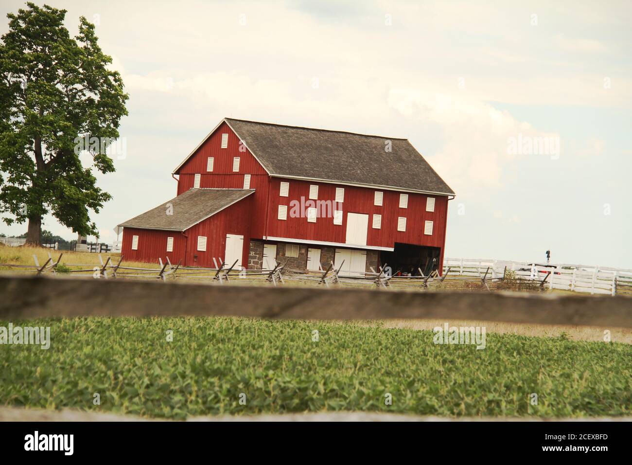 Large farm barn beautiful hi-res stock photography and images - Alamy