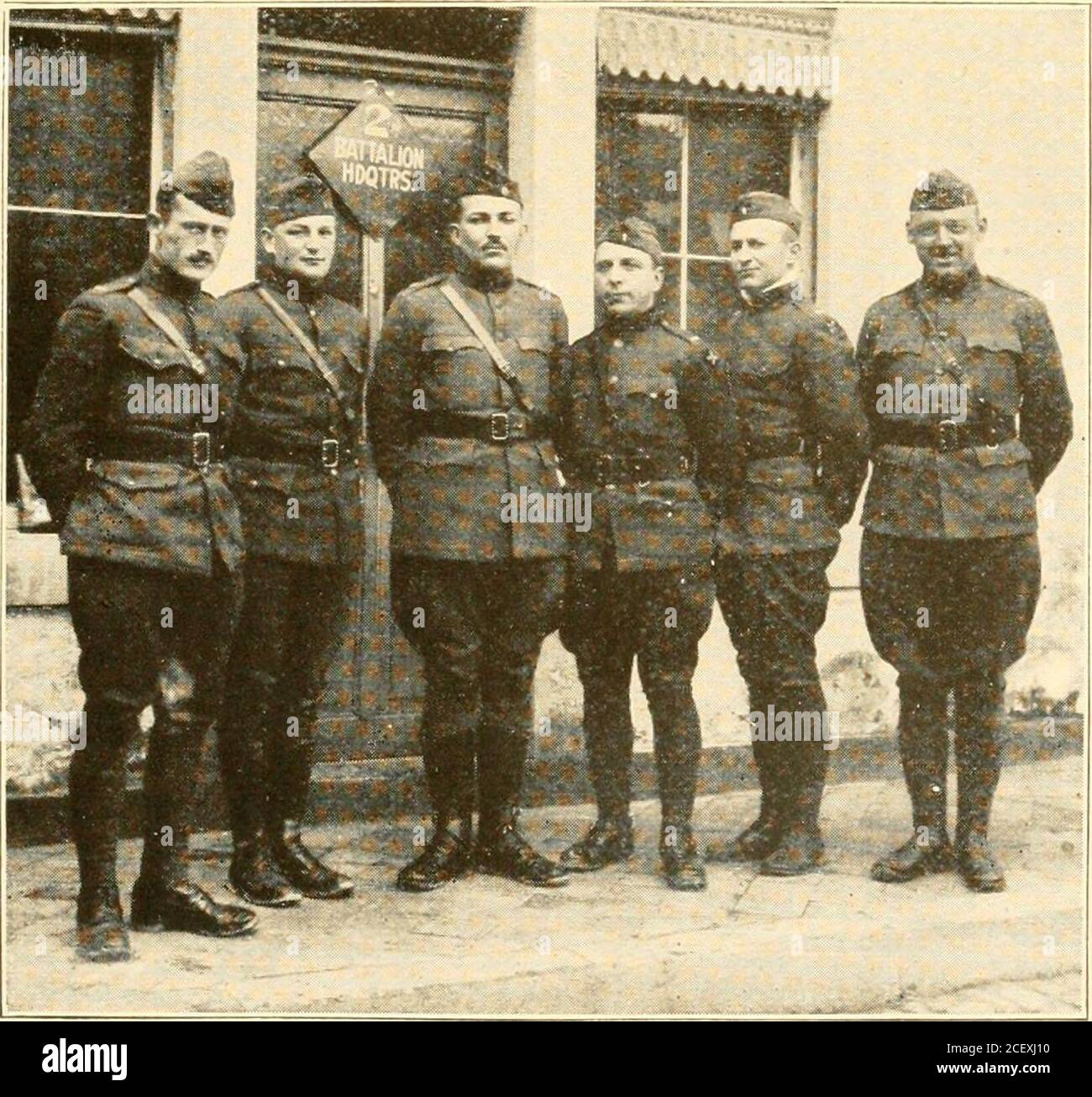 Hammering down the wire hi-res stock photography and images - Alamy