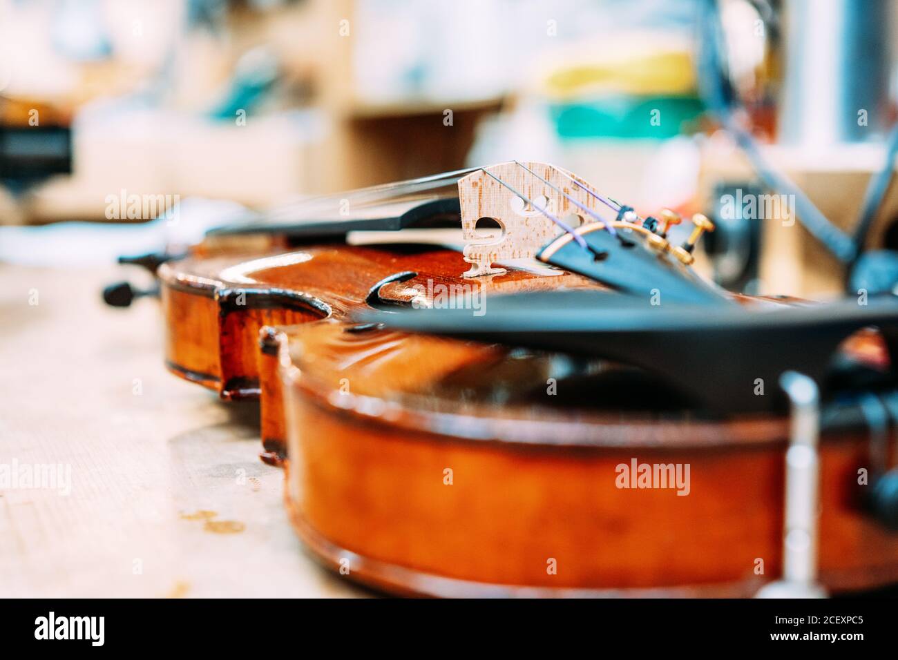 Modern musical instruments hi-res stock photography and images - Alamy
