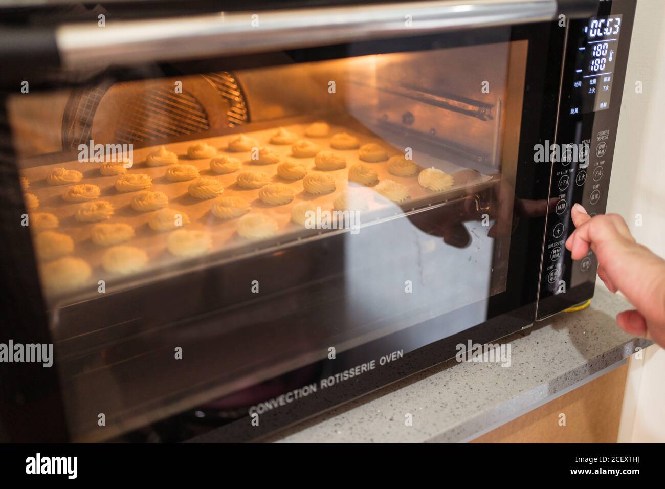 Temperature counter hi-res stock photography and images - Alamy