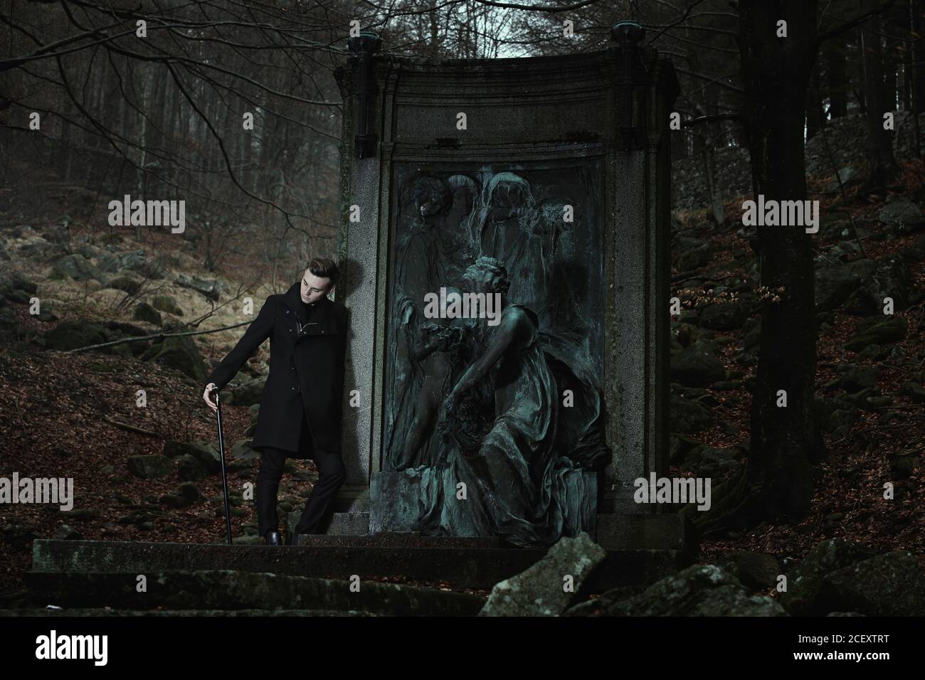 Victorian Graveyard High Resolution Stock Photography and Images - Alamy