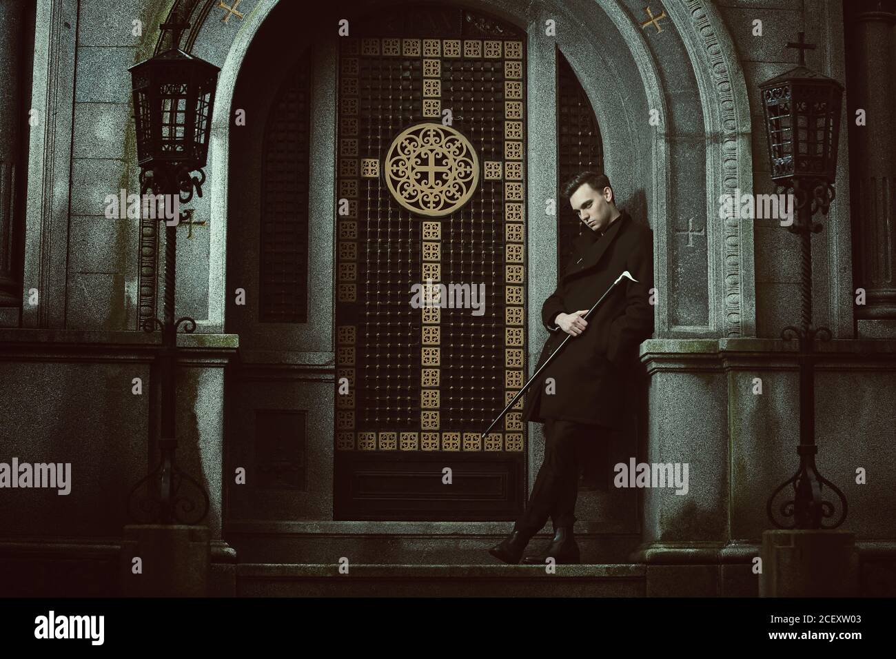 Evil male vampire hi-res stock photography and images - Alamy