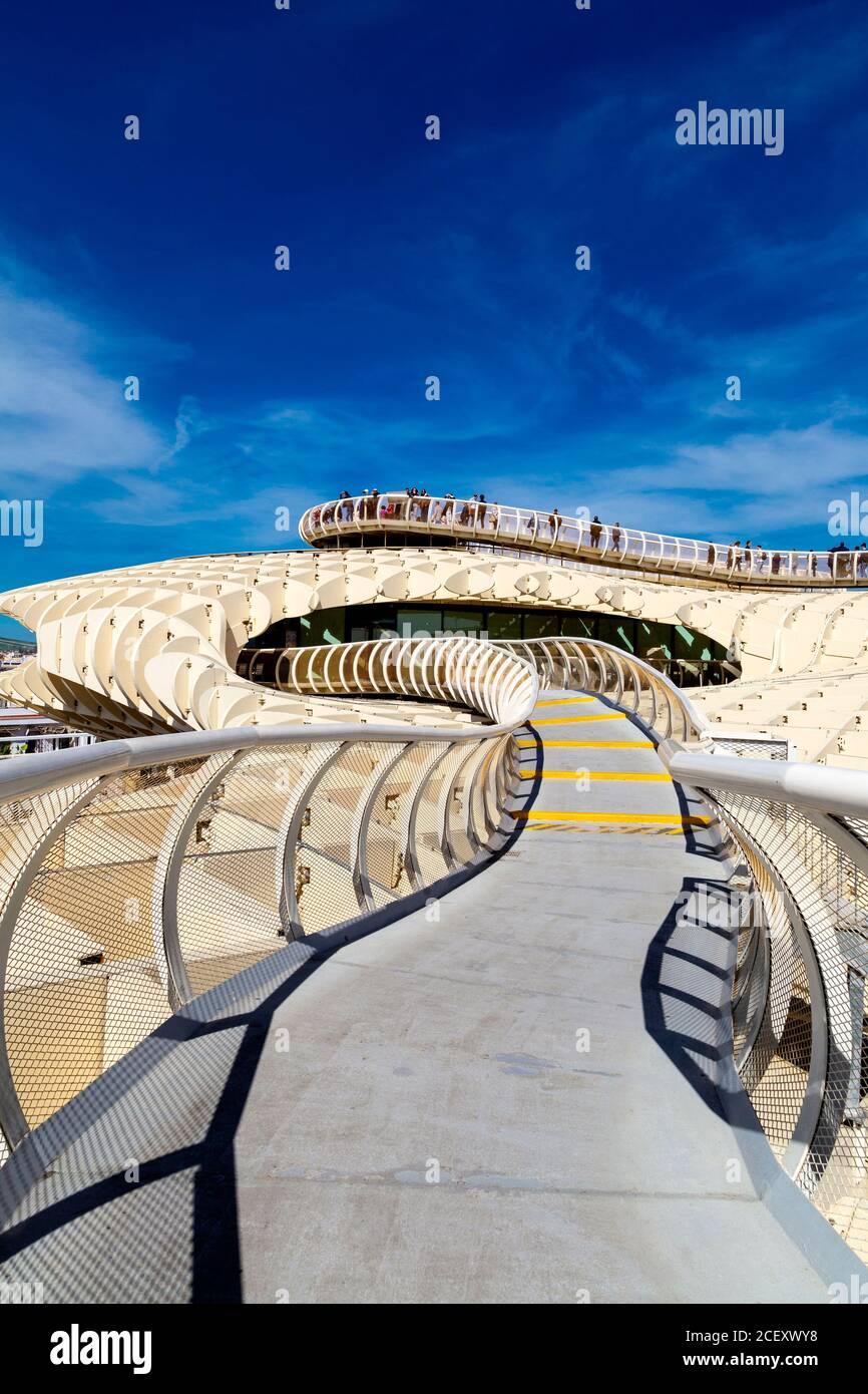 Viewing platform at Metropol Parasol, largest wooden structure in the ...