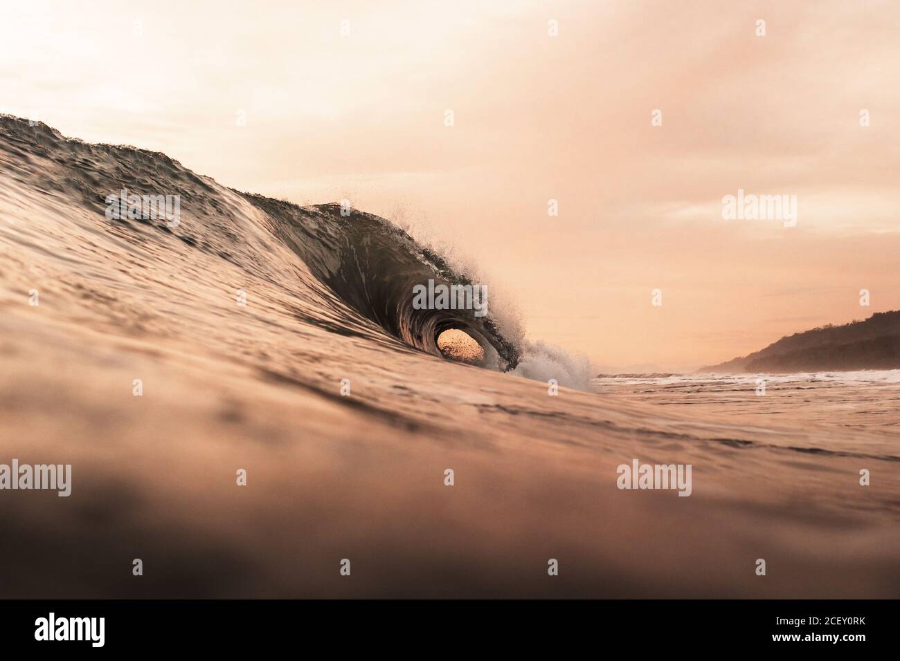Low angle move sea background hi-res stock photography and images - Alamy