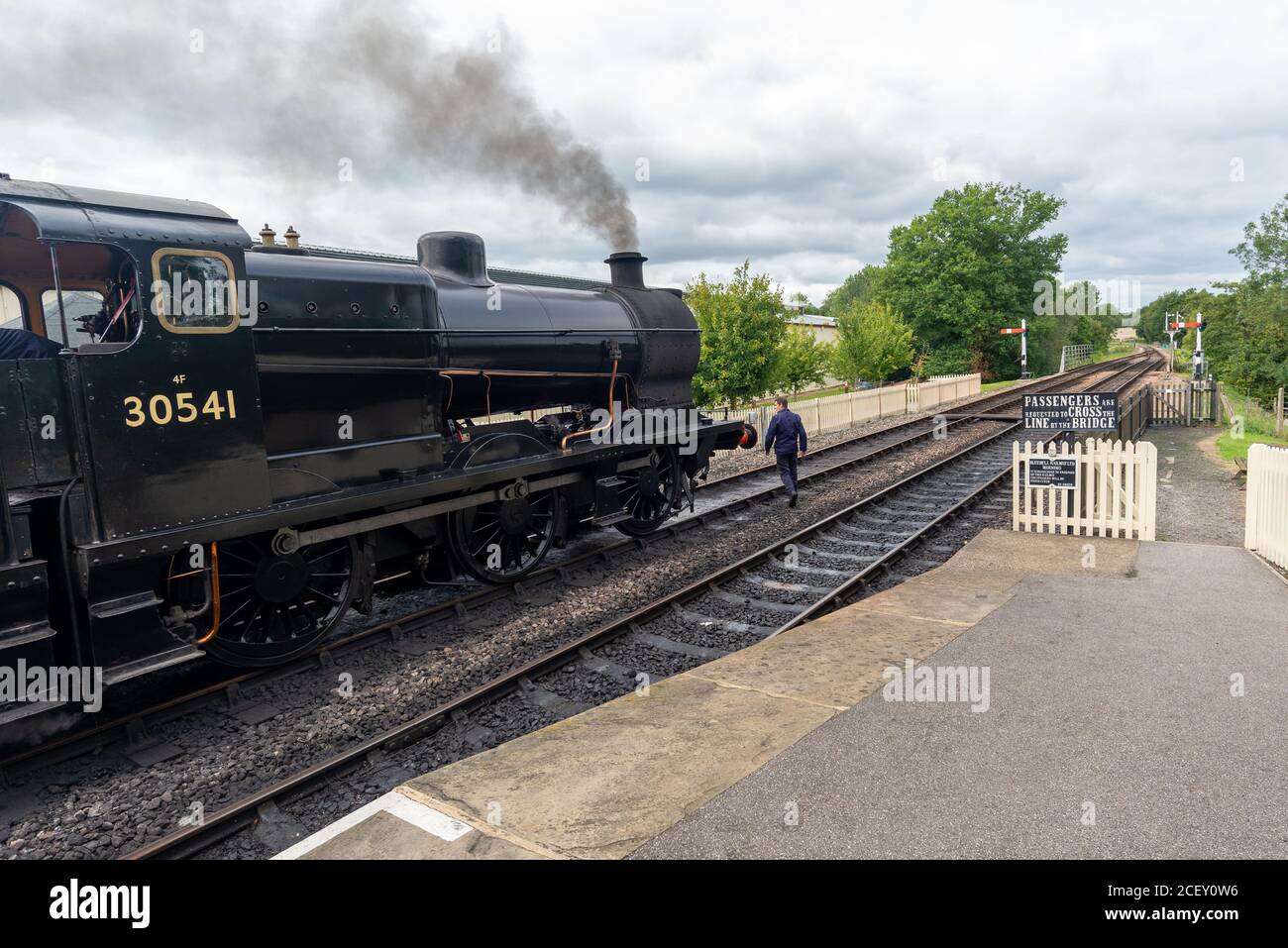 Bluebell railway steam locomotive hi-res stock photography and images ...