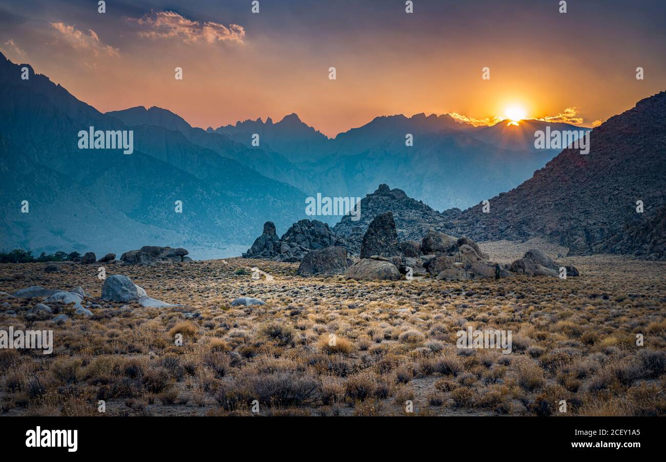 Lone Pine Peak view on sunrise at Alabama Hills, Eastern Sierra Nevada ...