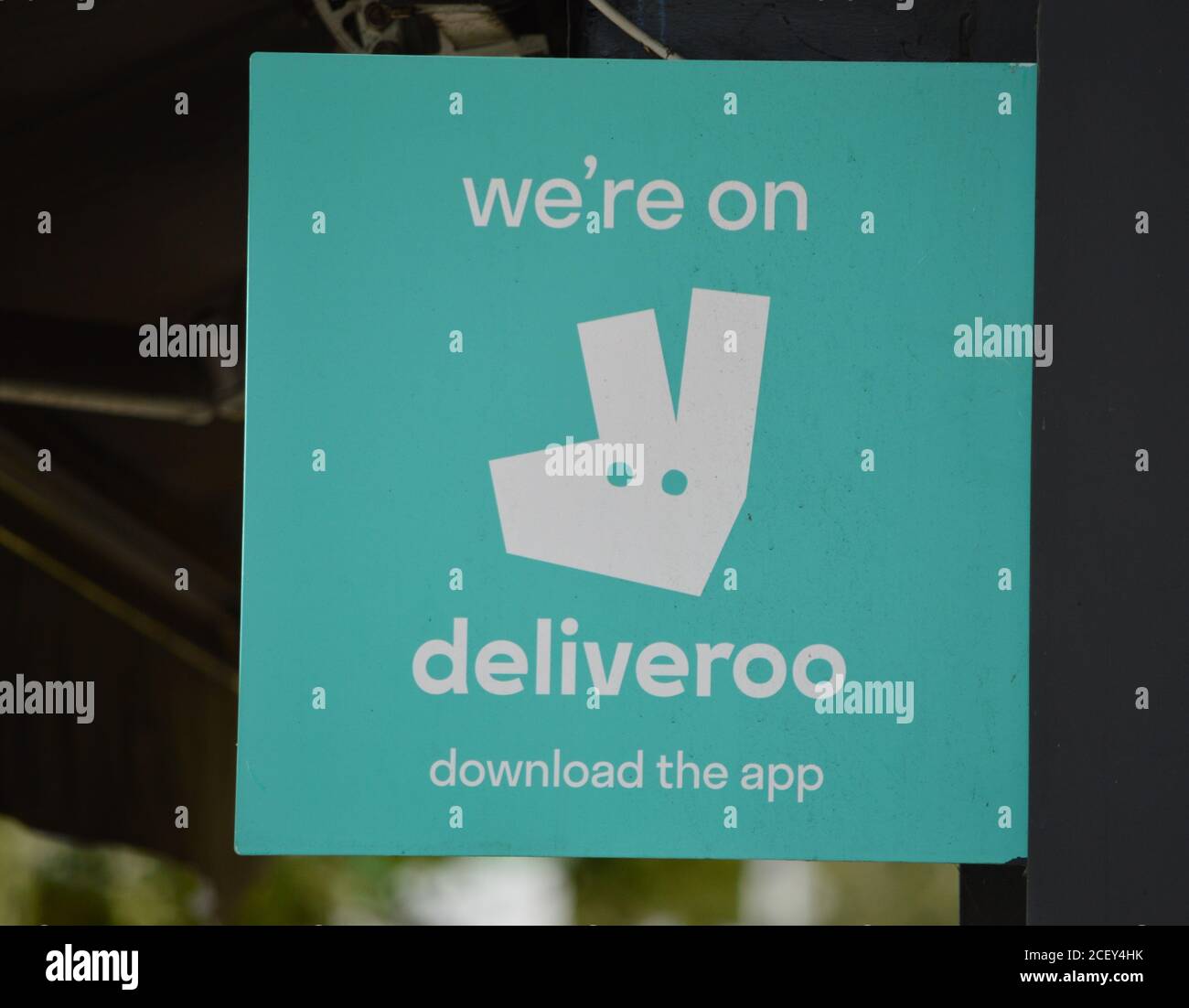 Deliveroo sign hi-res stock photography and images - Alamy