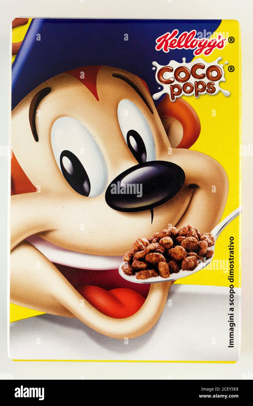 Single-serve box of Kellogg's Coco Pops Cereal Stock Photo - Alamy