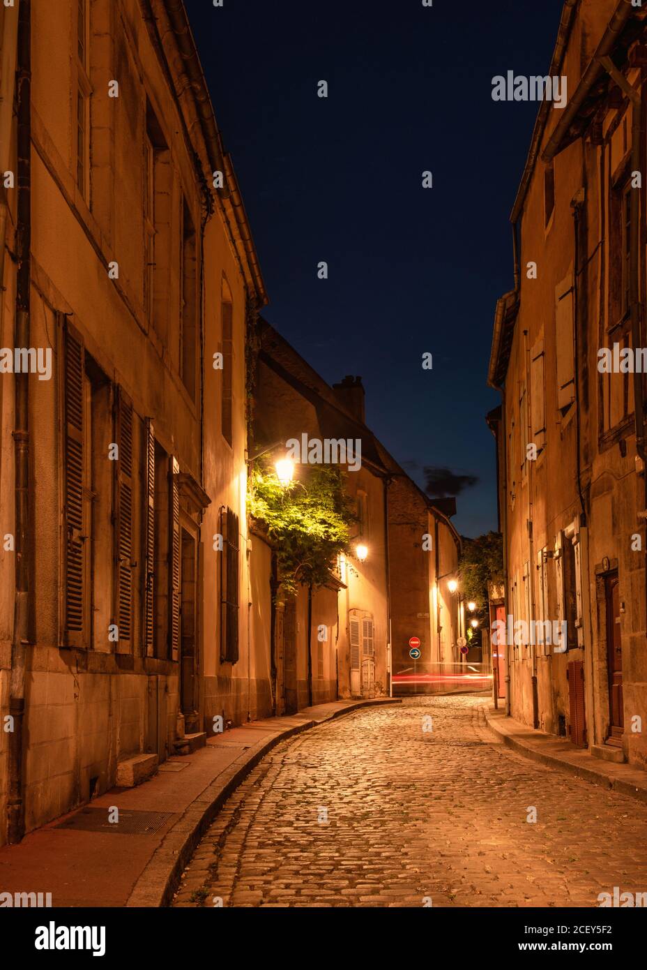 Europe at night french architecture hi-res stock photography and images ...