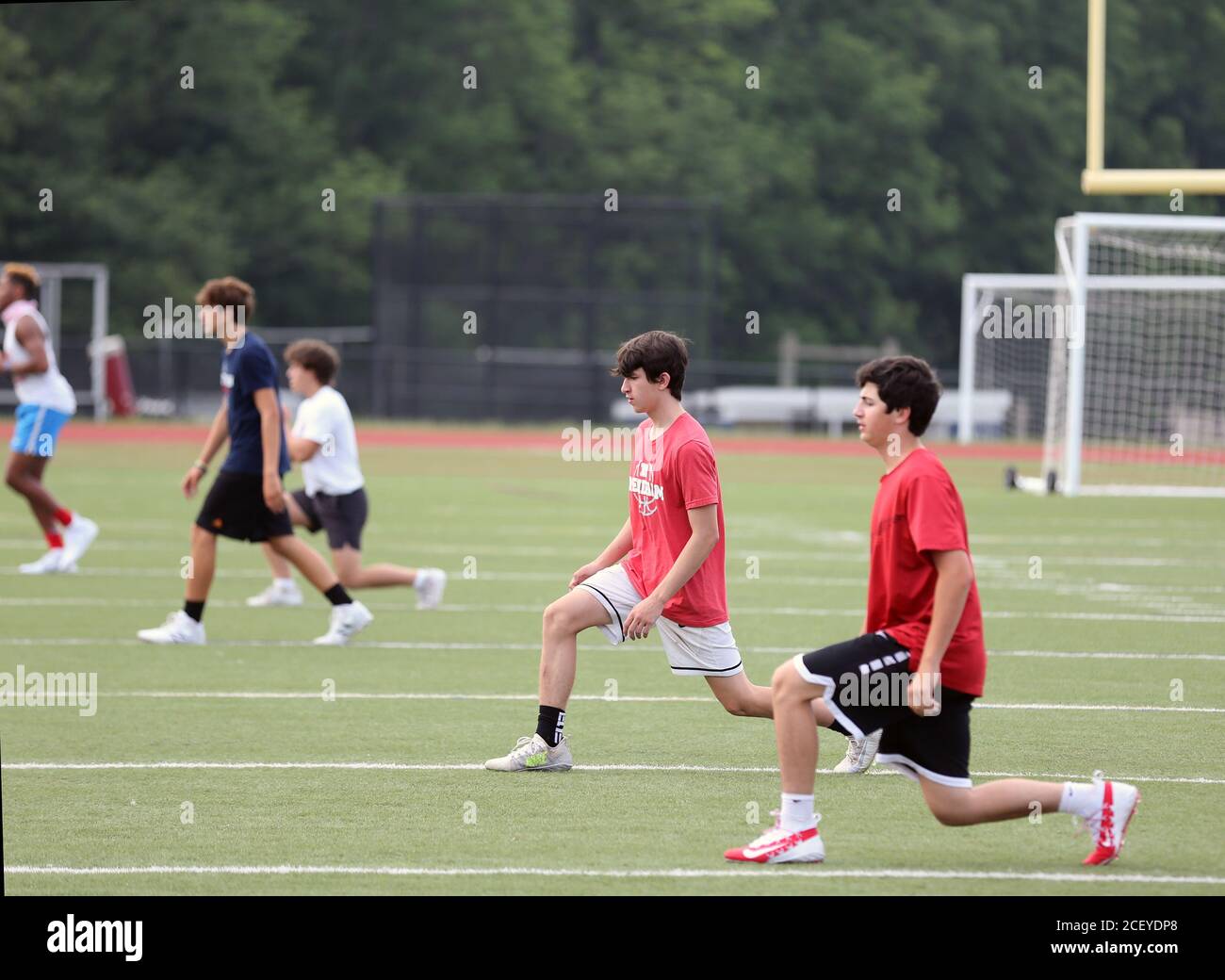 High school boys football hi-res stock photography and images - Alamy
