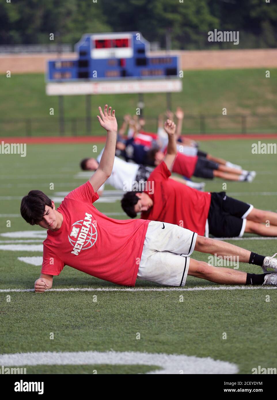 High school boys football hi-res stock photography and images - Alamy