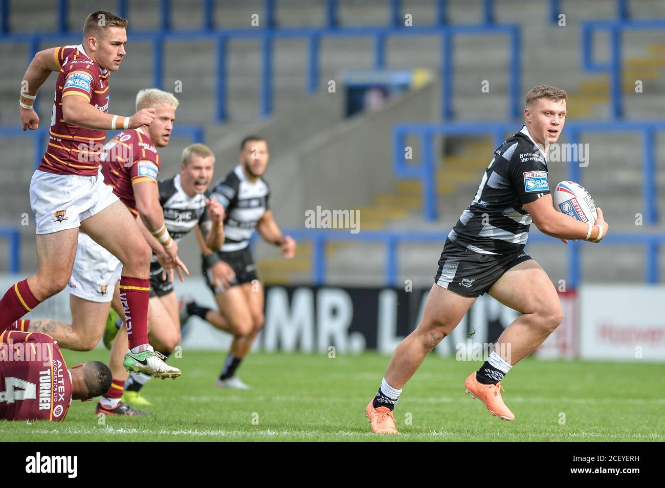 Jack brown hull fc hi-res stock photography and images - Alamy