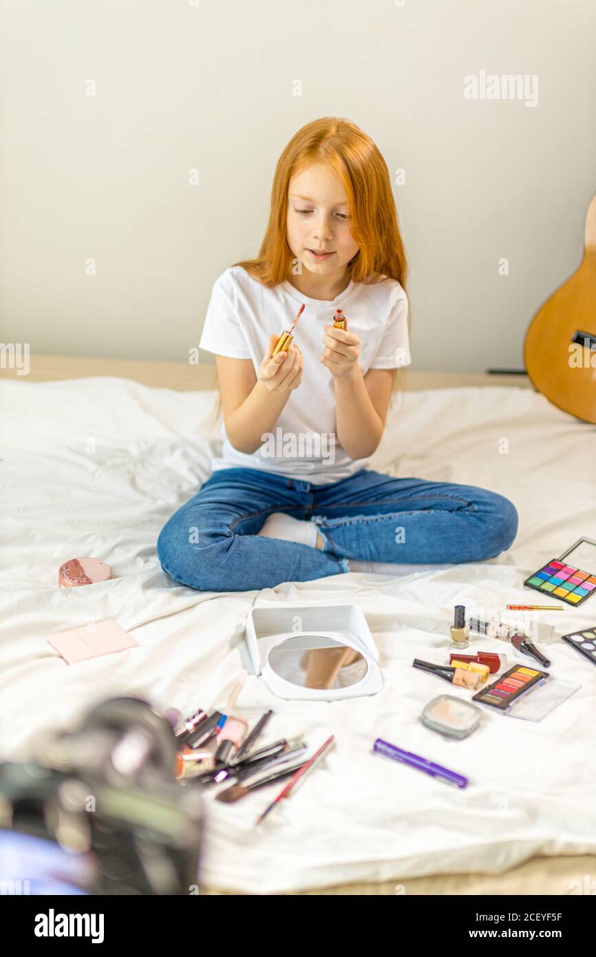 Child interview child hi-res stock photography and images - Alamy