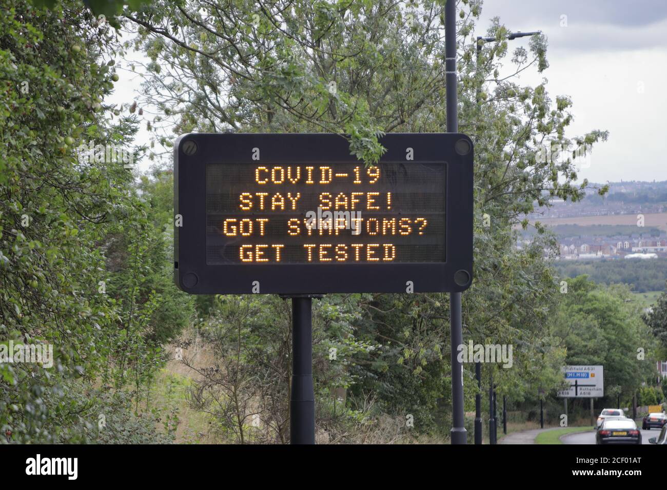 Variable message road sign hi-res stock photography and images - Alamy