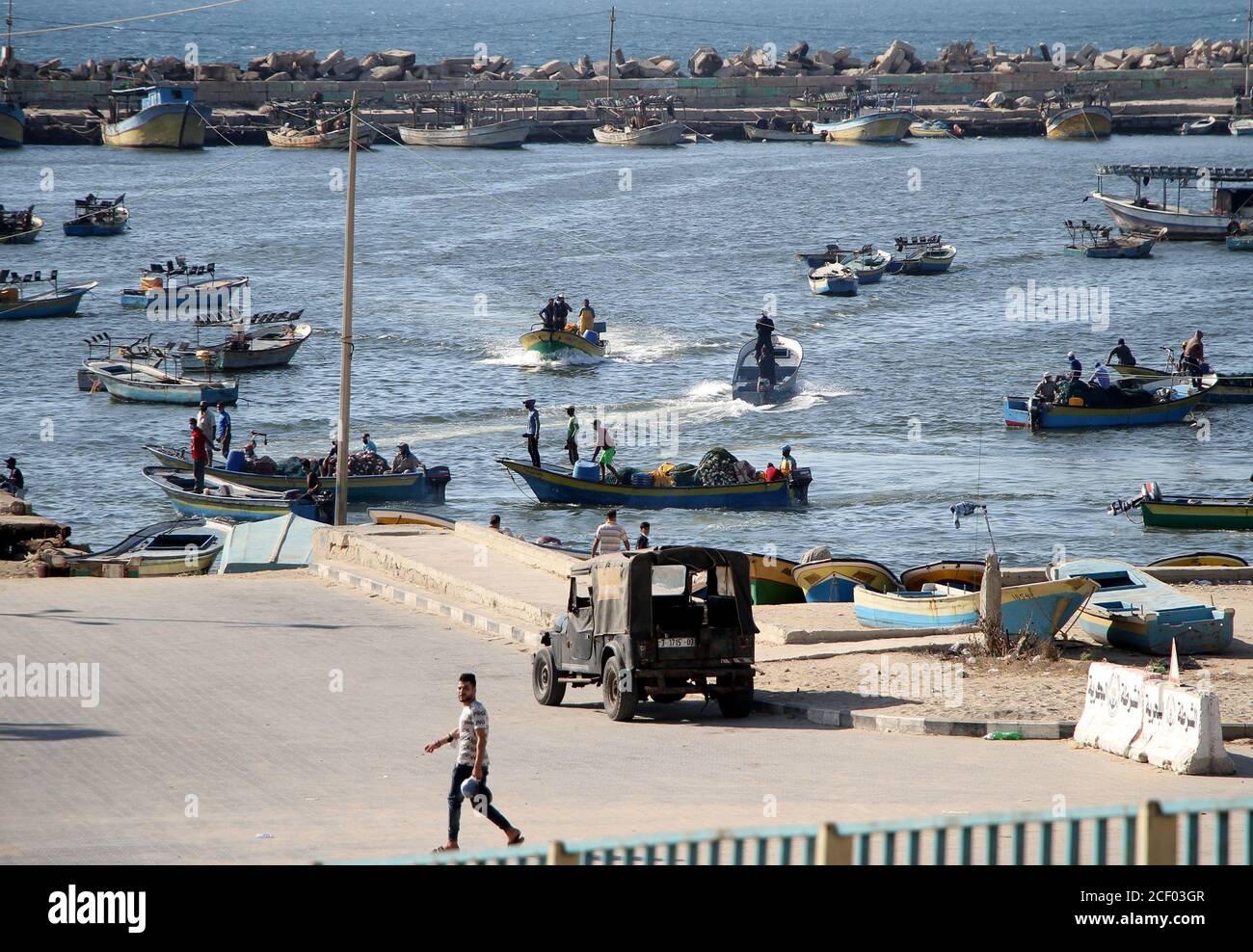 Israel hamas port hi-res stock photography and images - Alamy