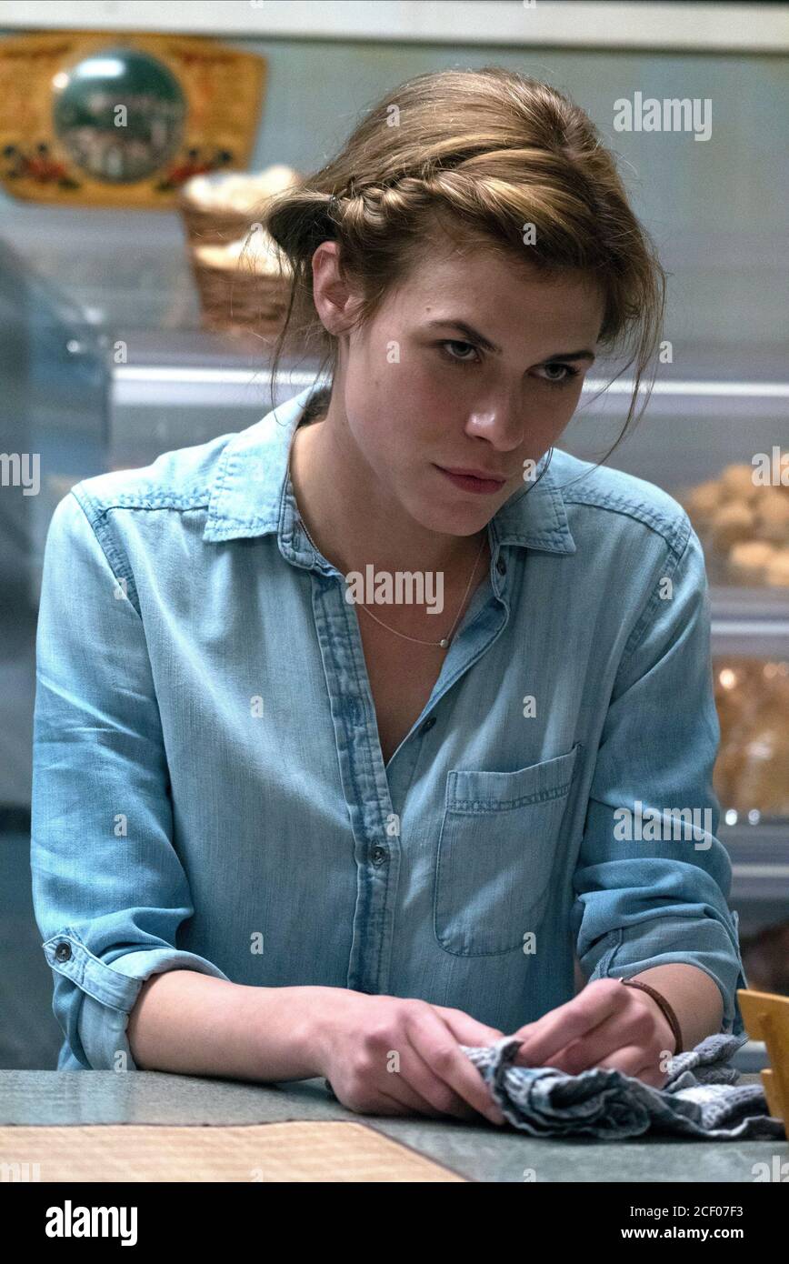 Ana Ularu High Resolution Stock Photography and Images - Alamy