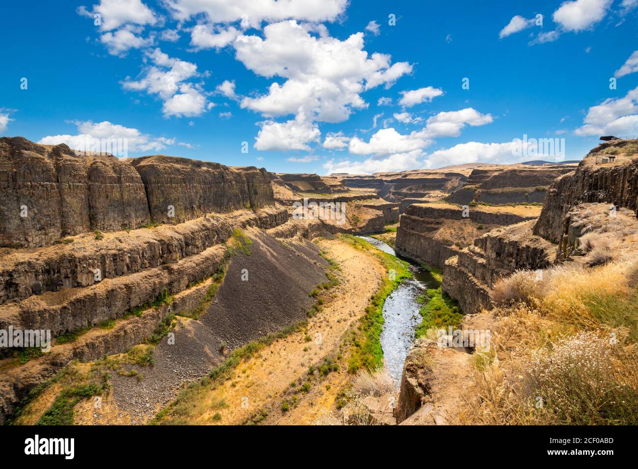 A view from the trail viewpoint above the Palouse Falls State park of ...