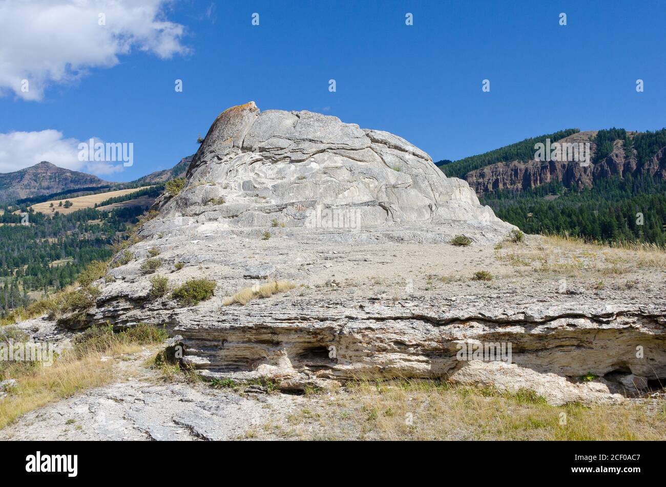 Soda Butte in Yellowstone National Park, USA Stock Photo - Alamy