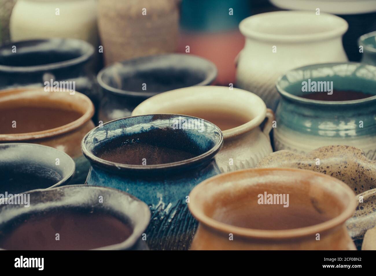 Heritage garden pottery pots hi-res stock photography and images - Alamy