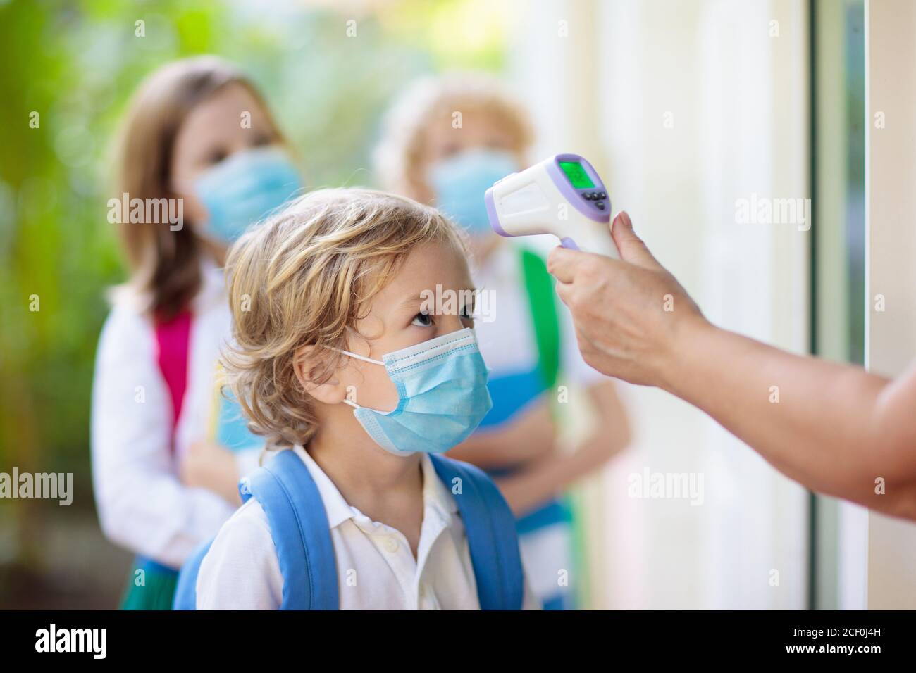 School health check hi-res stock photography and images - Alamy