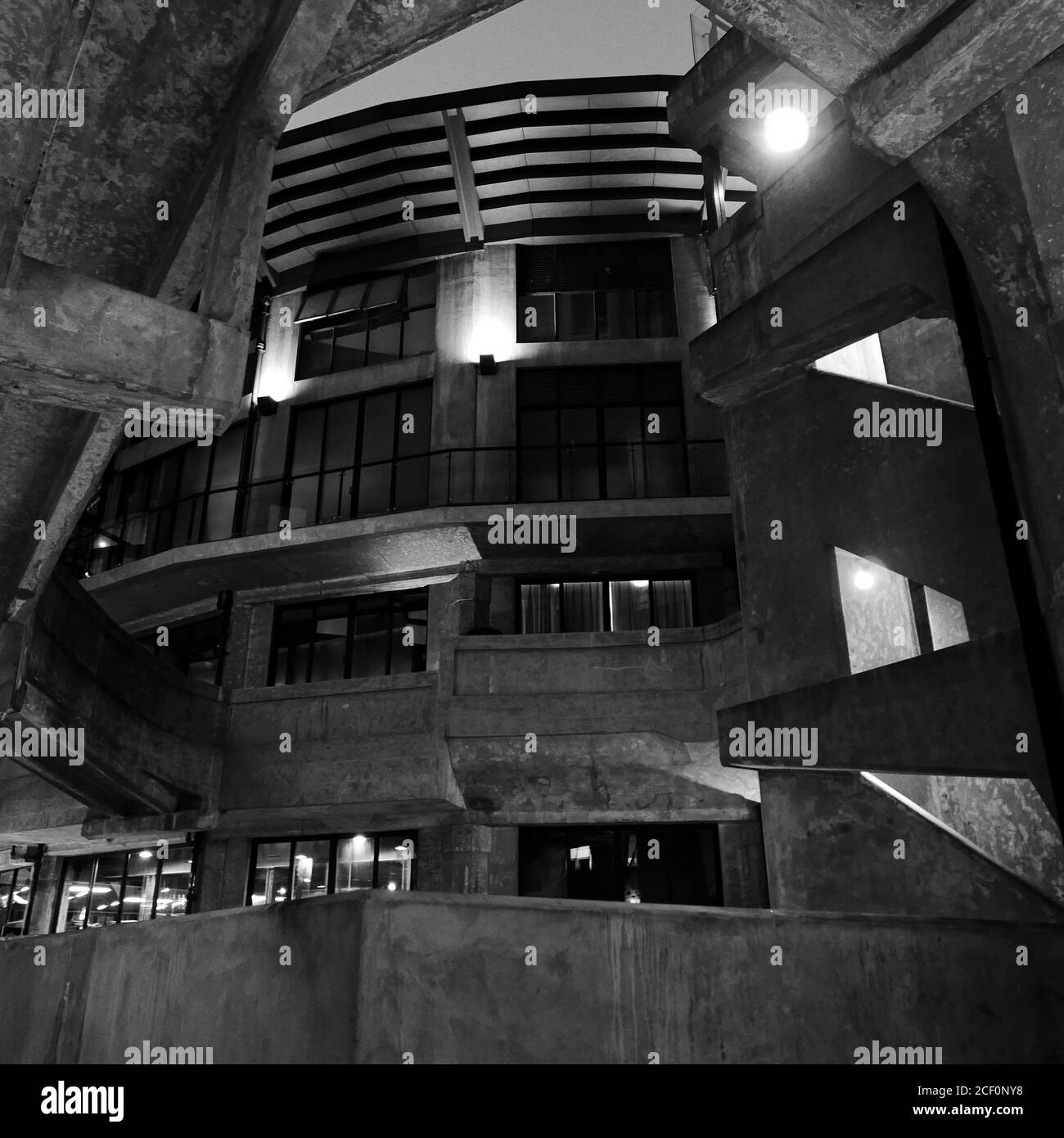 Shanghai architecture art deco hi-res stock photography and images - Alamy