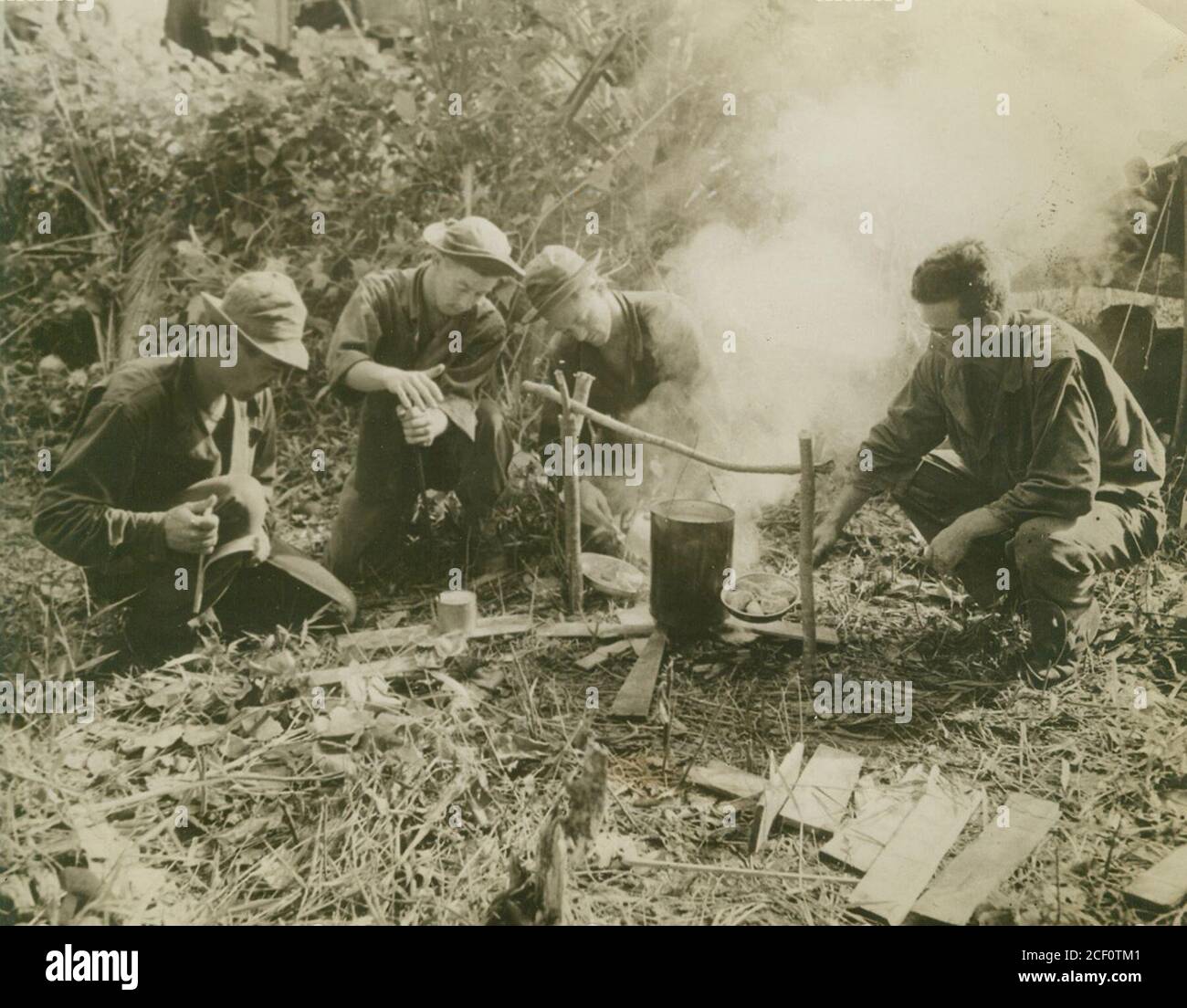 Army chow hi-res stock photography and images - Alamy