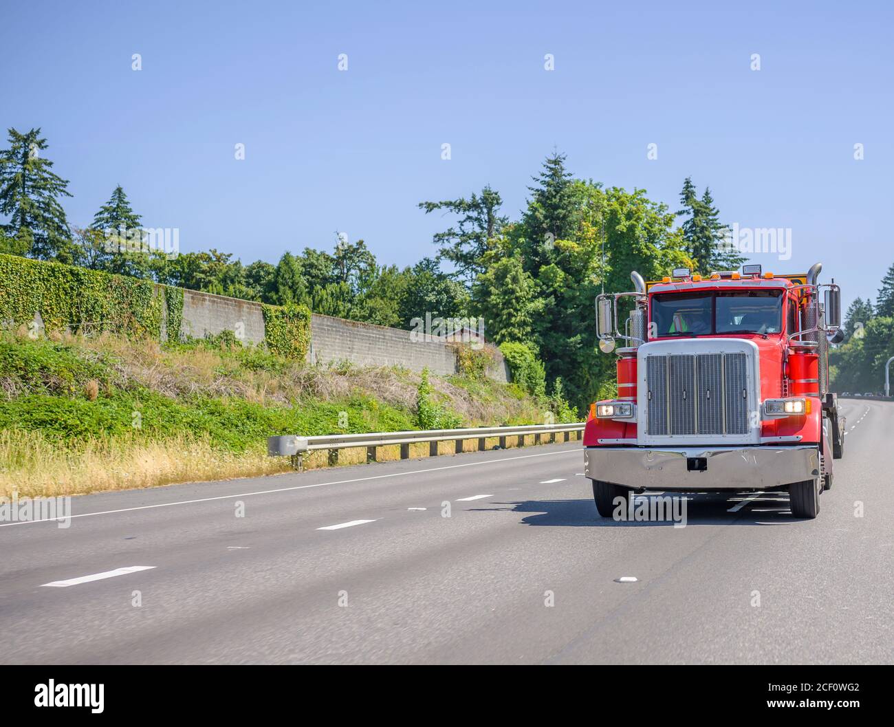 Classic big powerful red hi-res stock photography and images - Alamy