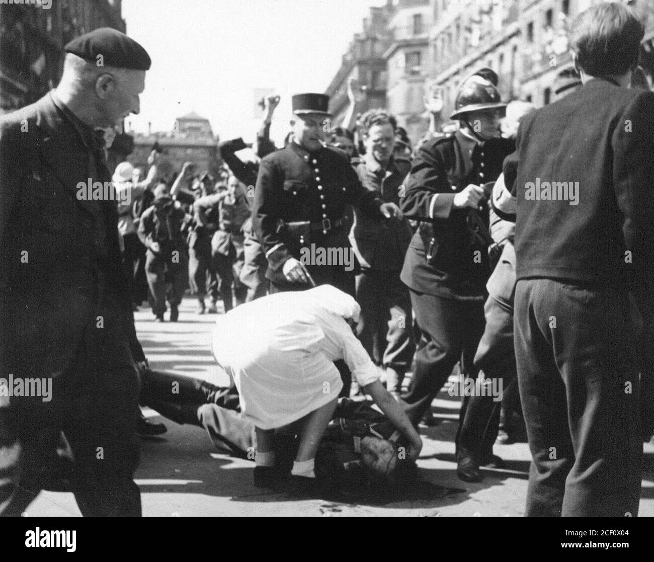 Resistance war wwii Black and White Stock Photos & Images - Alamy