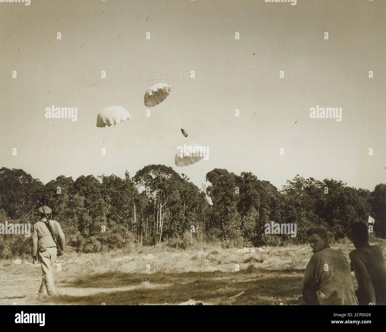 Chinese soldiers in ww2 hi-res stock photography and images - Alamy