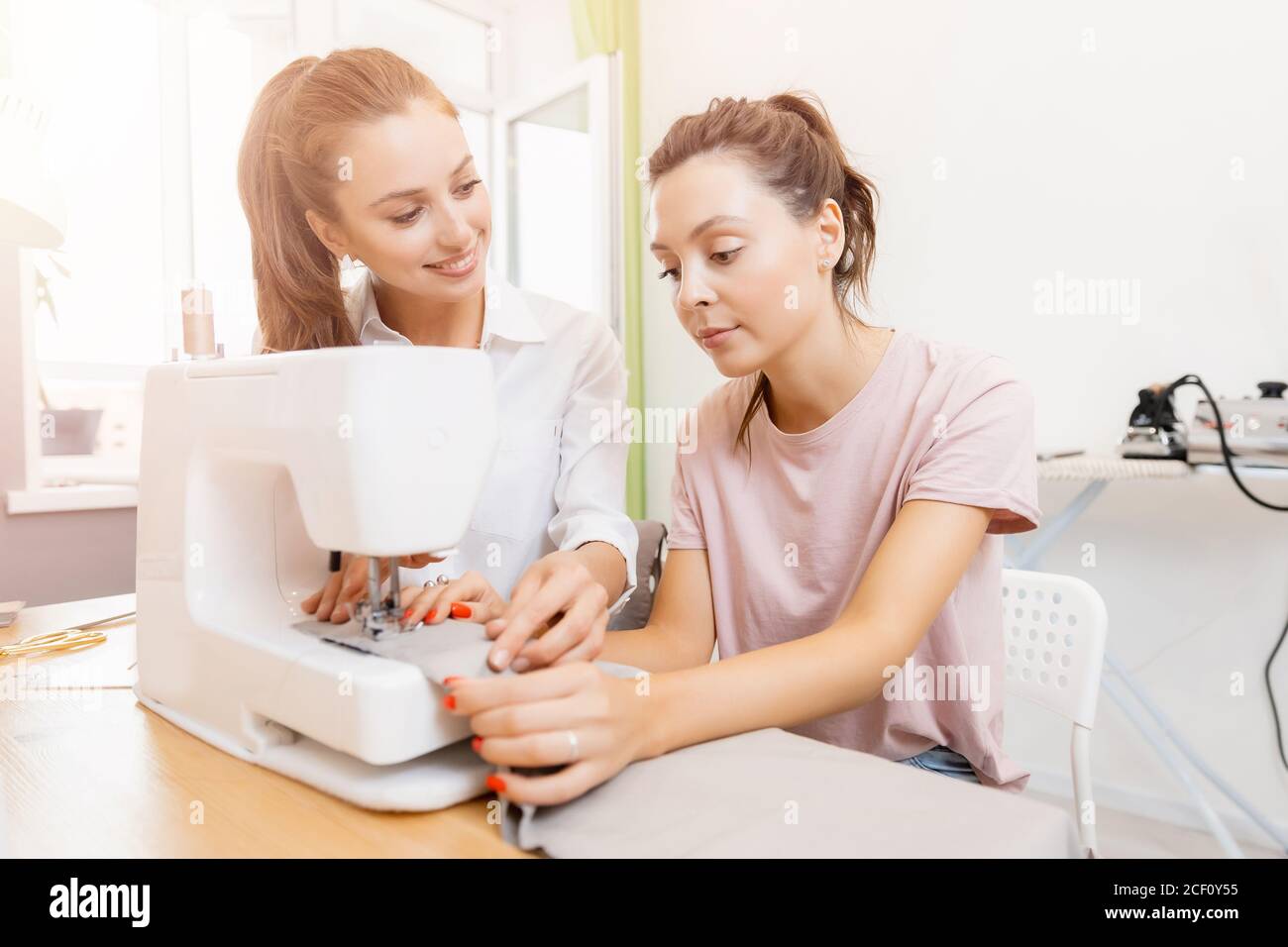 Individual design fashion hi-res stock photography and images - Alamy