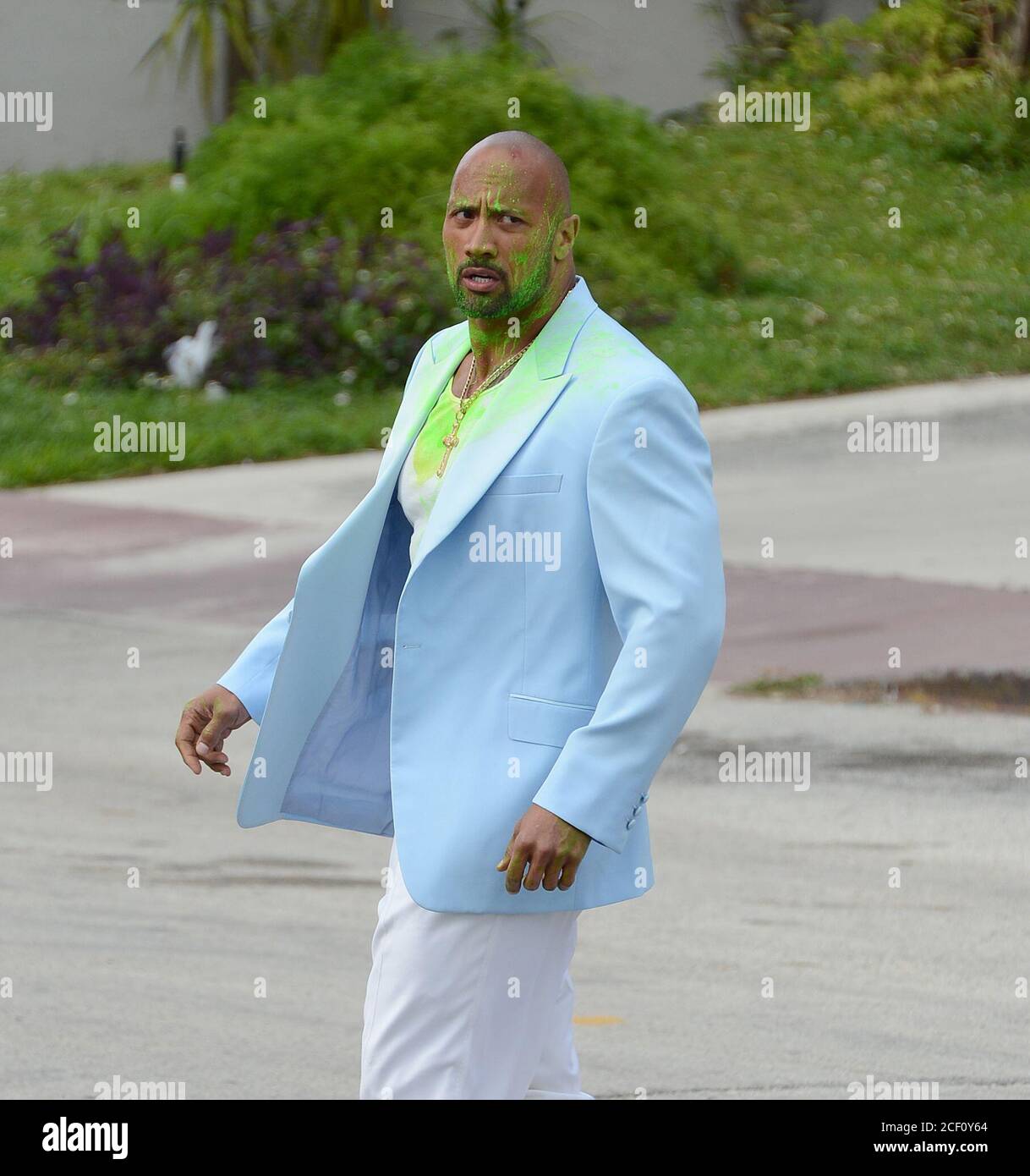 The rock wwe ring hi-res stock photography and images - Alamy