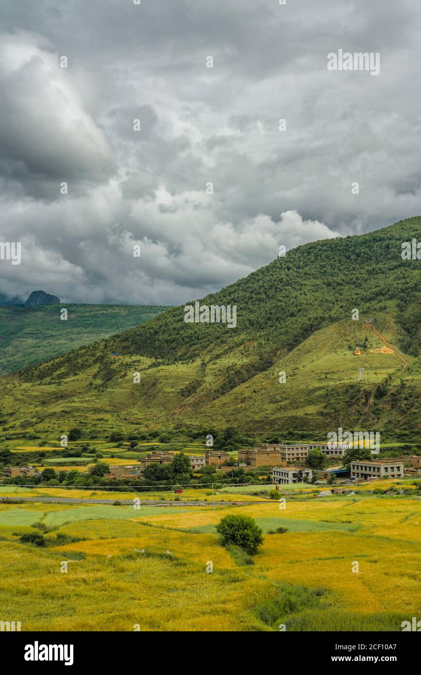 Samll village hi-res stock photography and images - Alamy