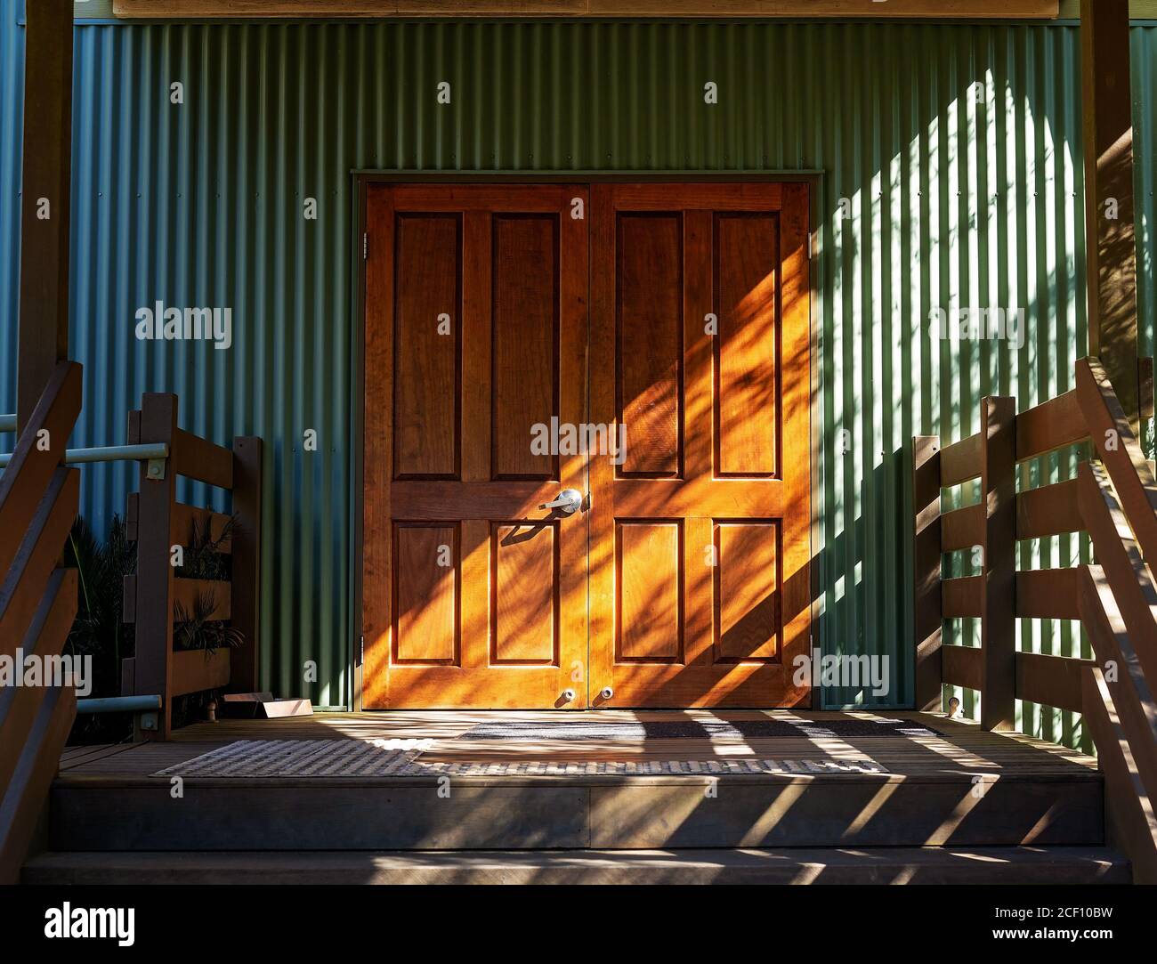 Slanting door hi-res stock photography and images - Alamy