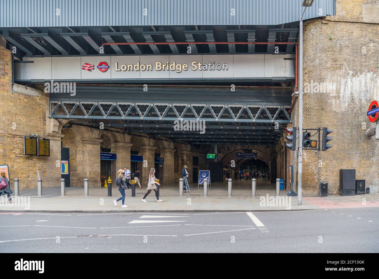 London Bridge railway station Stock Photo - Alamy