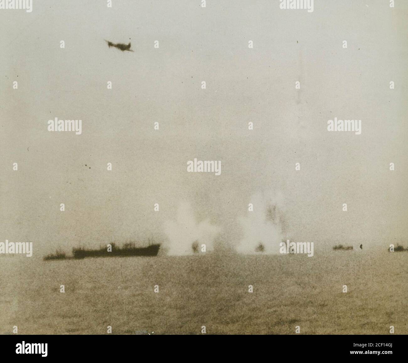 Convoy ww2 world war two hi-res stock photography and images - Alamy