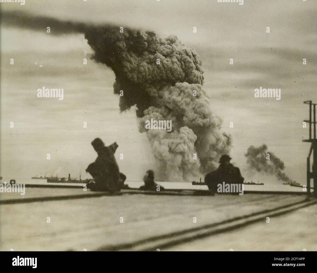 Convoy ww2 world war two hi-res stock photography and images - Alamy